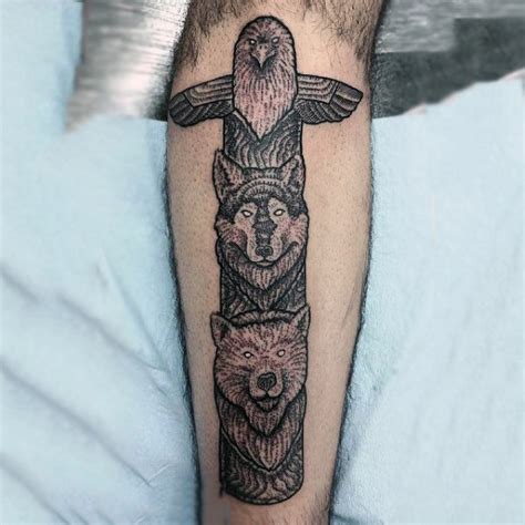 Wolf Totem Pole Drawing At Getdrawings Free Download