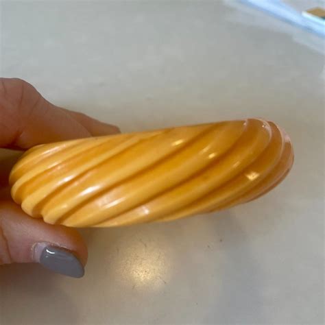 Carved Bakelite Butterscotch Bangle Gem