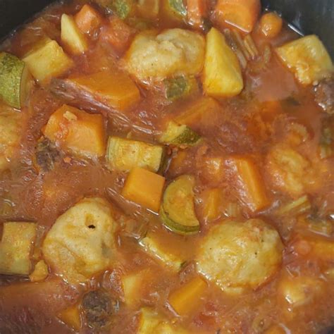 קובה סולת אמהות מבשלות ביחד