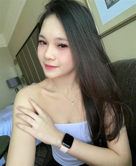 Pijat Panggilan Bitung 24 Jam PLUS Wanita Muda Cantik 082264862074