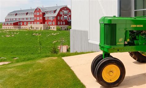 Epic Farm Campus Verona Wisconsin Cuningham