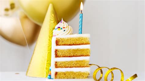 The Cutting Tip To Keep In Mind For Perfect Slices Of Cake