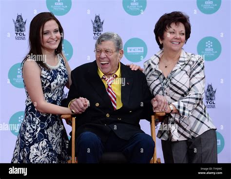 Actor Jerry Lewis Pose With His Wife Sandee Pitnick R And Their