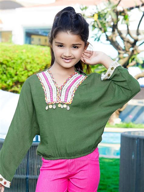 Leo N Babes Green Embroidery Top G3 Gto3265