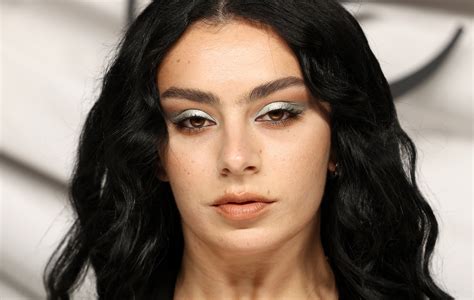 Charli Xcx Announces Stacked Line Up In Return To Boiler Room