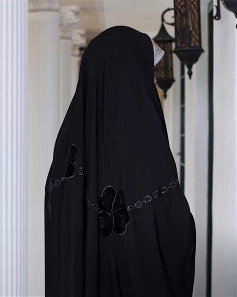 تعبیر خواب پاره شدن چادر مشکی و چادر نماز برای دختر مجرد و زن متاهل