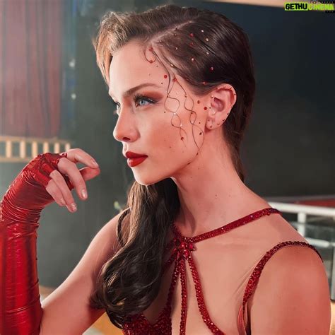 Carolina Miranda Wiki Biography Age Gallery Spouse And More