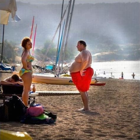 Vincani Most Embarrassing Beach Photos