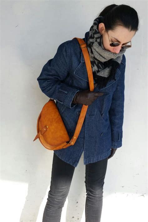 Кожаная женская сумка Одесса Компактная кожаная сумка через плече Сумка для девушки Рыжая сумка