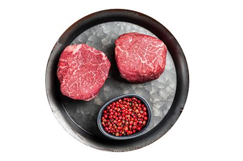 드라이 에이징 생 스테이크 필레 미뇽 쇠고기 안심 흰색 배경에 고립되어 있습니다 0명에 대한 스톡 사진 및 기타 이미지 0명 검은색 고기 Istock