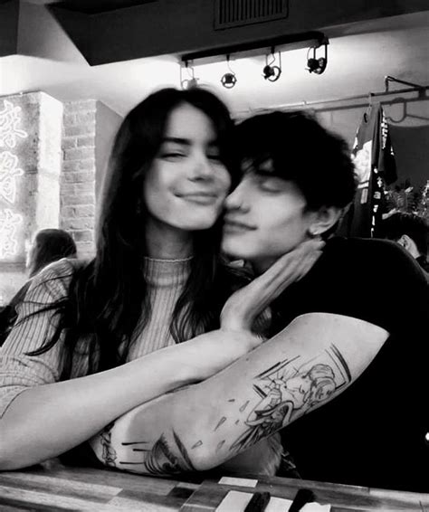 Ryen Rodriguez E Raphael Rodriguez Desenfreados Couple Aesthetic Cute Couples Goals Bad