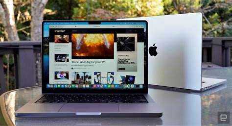 Macbook Pro 14 Inch And 16 Inch Review 2021 Apples Mighty Macs Engadget