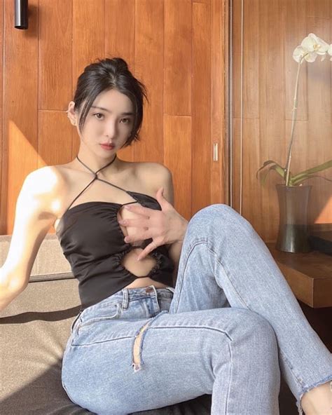 Sextoy Alat Bantu Sex Yang Kebanyakan Peminat Dari Wanita Sweet Photograph