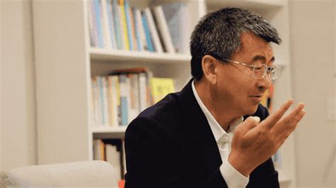 Ai专家预测：普通人距离“数字永生”只需5年时间 36氪