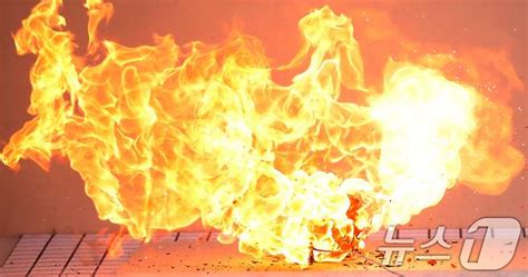 충전 뒤 전원 분리·인증제품 사용보조배터리 화재 예방 홍보