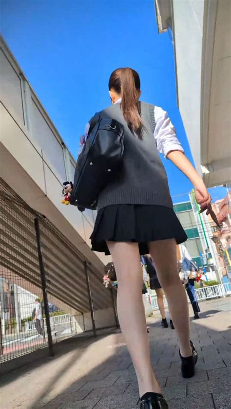 Pcolle動画レビュー 某 高校制服【逆さ撮り】3選 レビュー