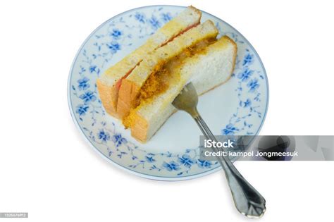 건조 한 잘게 썬 돼지 고기와 마요네즈로 채워진 다이 컷 빵 샌드위치 갈기갈기 찢어진에 대한 스톡 사진 및 기타 이미지 갈기갈기 찢어진 갈색 건강한 생활방식 Istock