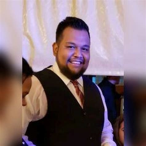 Agikgqnxh40dlpix Qq8sggp7dwedlhnvbhkwbnzwuj8pa S900 C K C0x00ffffff No Rj