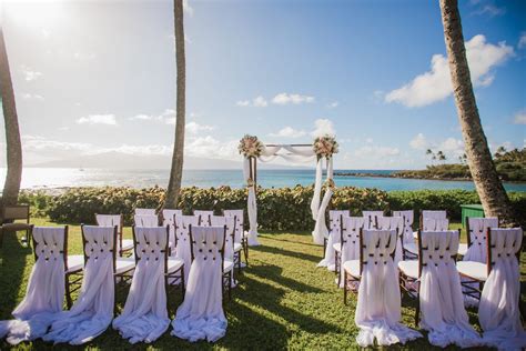 Best Wedding Venues In Maui Oceanfront Hawaii Weddings Merrimans