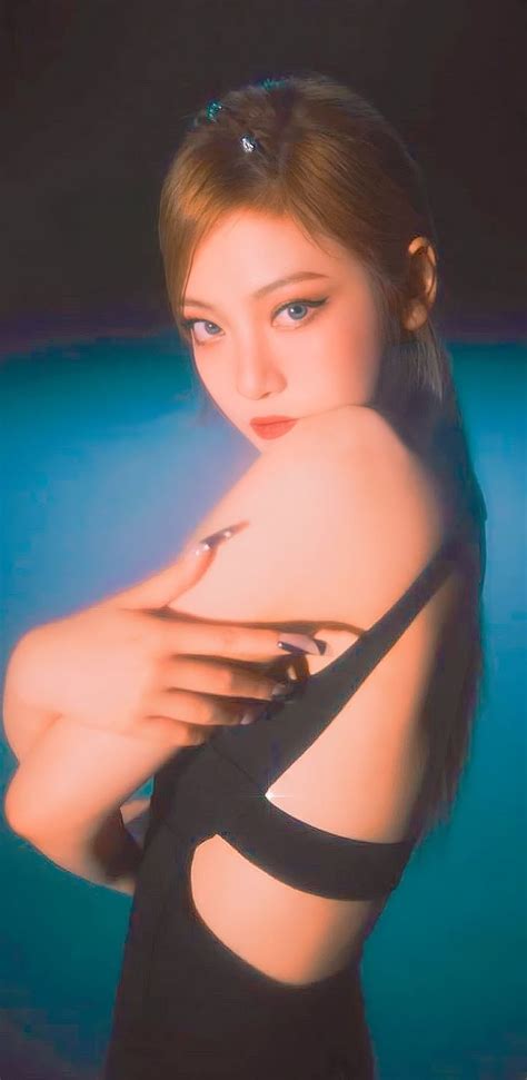 Pin Oleh Mikeys Place⭐️ Di Kpop Ladies Photos