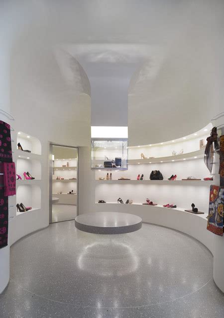 Alexander Mcqueen Store Los Angeles By William Russell