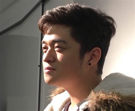 Meet Jonathan Hsu Of Jhsuart In Pasadena Voyage La Magazine La City Guide