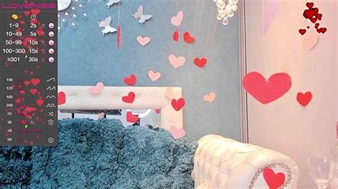 Carolinepetitee From Stripchat Chatsexxxx