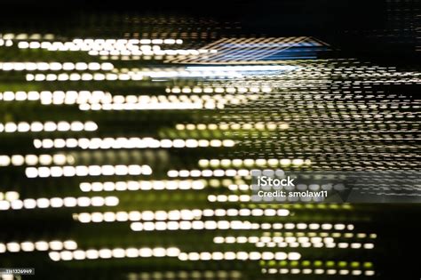 밤 미래 라인 Led 건물 추상 촬영 스타일의 빛 색상 흐림의 아름 다운 조명 소용돌이 밤 빛 바쁜 도시 멀티 컬러 라이트의 원점 이동 0명에 대한 스톡 사진 및 기타