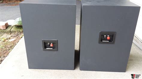 Jbl Studio Monitor Speakers Photo Canuck Audio Mart