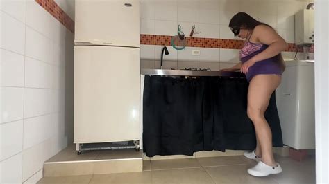 Madrastra Puta Latina Colombiana De Cameltoe Gigante Se Exhibe Para Su