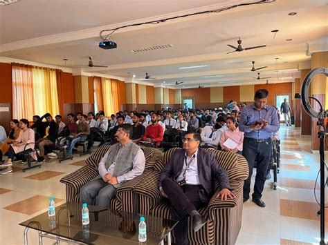 Workshop On “aws Cloud Computing” Goel Institute Of Technology