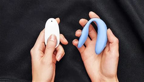How to Use a Remote Vibrator in Public? (Discreetly)