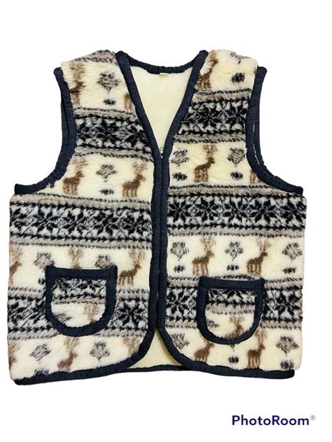 Жилетка подвійна на молнії — ціна 750 грн у каталозі Жилетки Купити жіночі речі за доступною