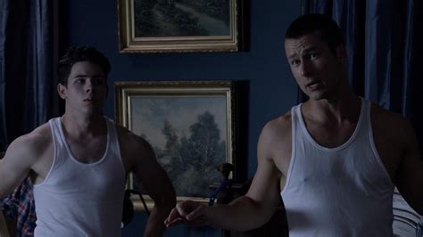 Scream Queens Shirtless Dudes Fringues De S Ries