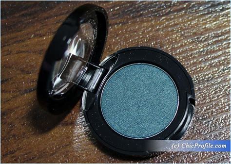 MustaeV Mossy Eyeshadow Review, Swatches, Photos - Beauty Trends and ...