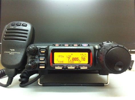 Yaesu Ft 857d Review Still Best Mobile Transceiver 2023 Survivalmag
