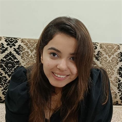 Binita - Computer programming tutor in Waterloo - $45/h - 13 avis