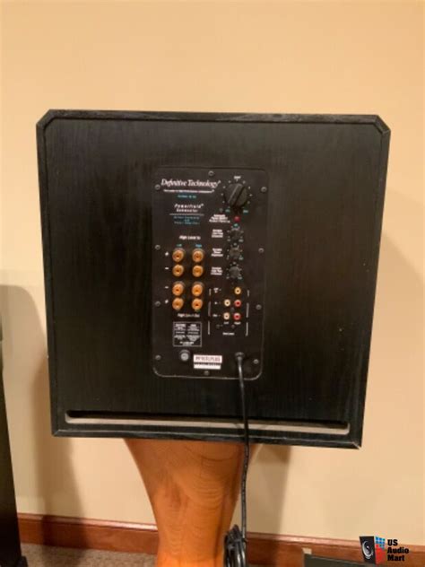 Definitive Technology Powerfield Subwoofer Pf15 Tl Plus For Sale Us Audio Mart