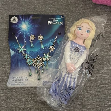 Disney Toys Disney Frozen Elsa Doll And Jewelry Set Blue And White