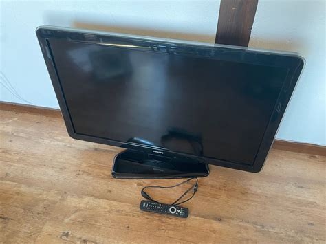 PHILIPS FullHD LCD-Fernseher 42 Zoll / 107cm | Kaufen auf Ricardo