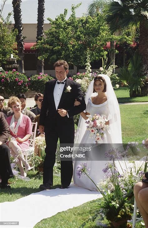 Tiffani Thiessen As Kelly Kapowski Photo By Gary Nullnbcu Photo