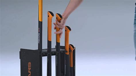 How To Choose The Right Size Fiskars Axe Youtube