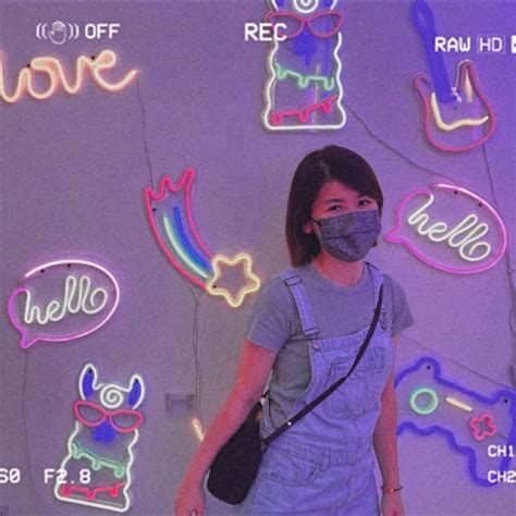 Evelyn Tay Evelyn Tay • Threads Say More