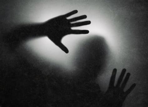 Создать мем темнота страшная тень в темноте Картинки Meme