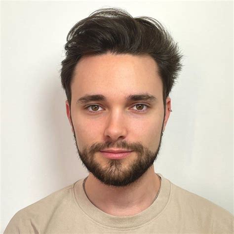 Juan Carrión Medium