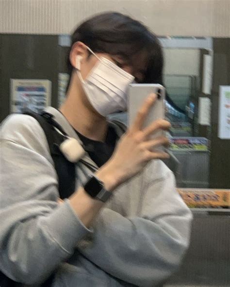 Save Follow 청소년 사진 남자 친구 사진 귀여운 남자