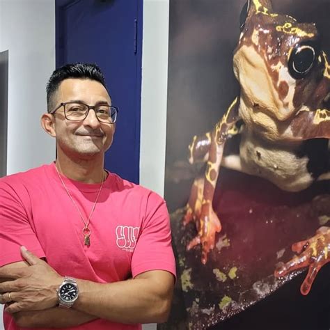 Clever Andrade Prof Clever • Threads Say More