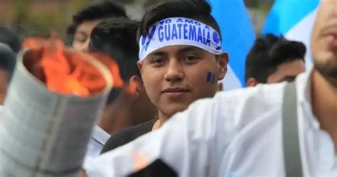 Independencia De Guatemala Antorchas Y Desfile Regresan A Las Calles Tras Dos Años De Suspensión