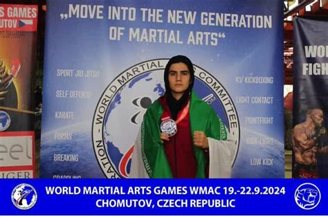 نایب قهرمانی دختر کرمانشاهی در مسابقات جهانی کیک بوکسینگ چک ایرنا