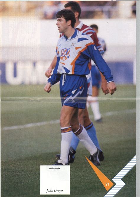 John Dreyer Hatters Heritage A History Of Luton Town Fc